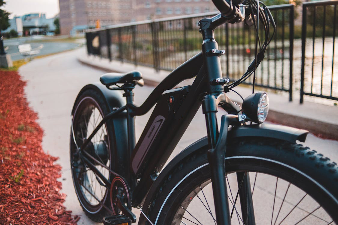 4 Types of Bike Frame Materials Explained | SHINE SOON