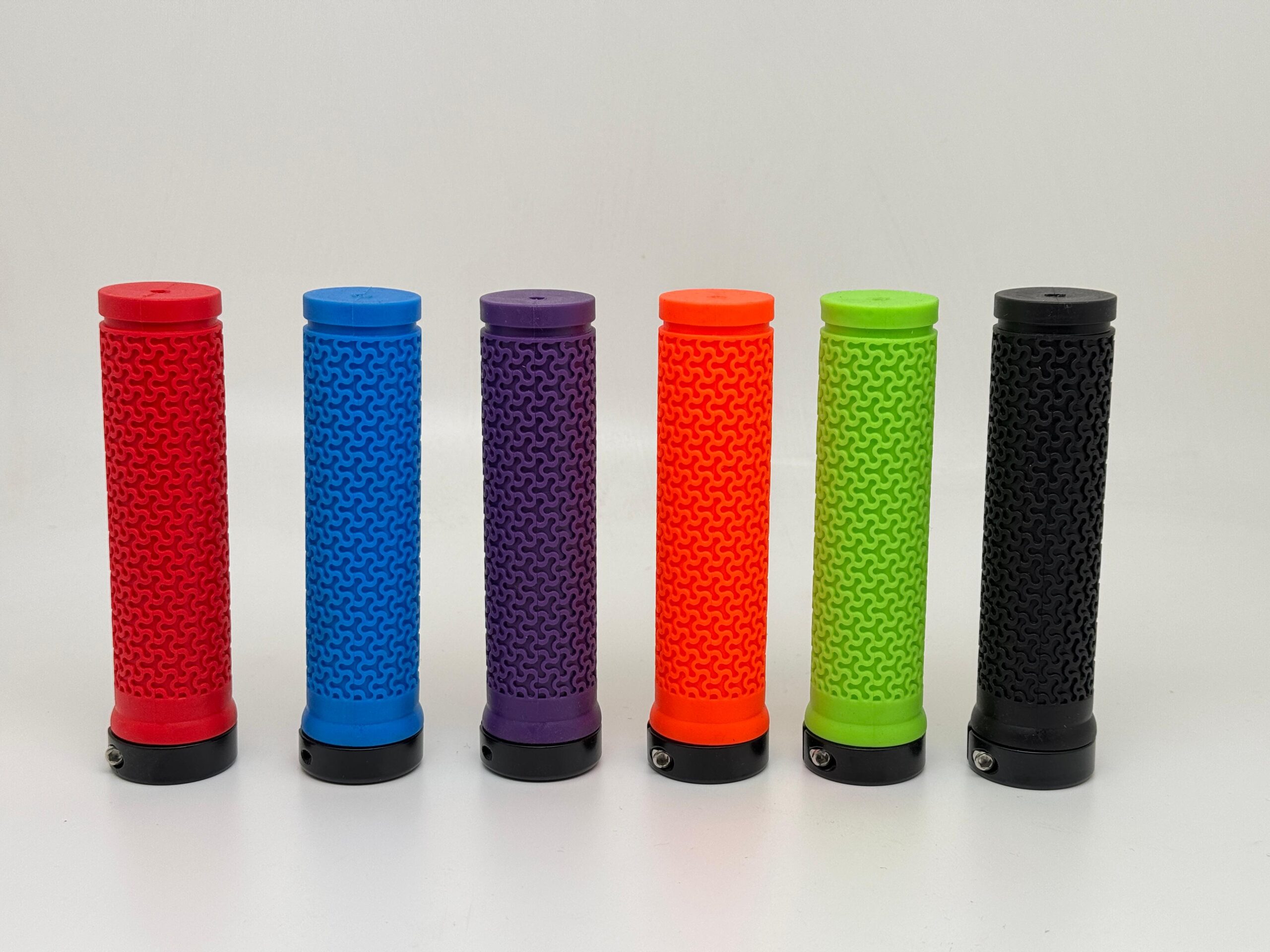 130mm One Side Locking PP/TPE Bike Grips TP-690320 - BRILHE LOGO